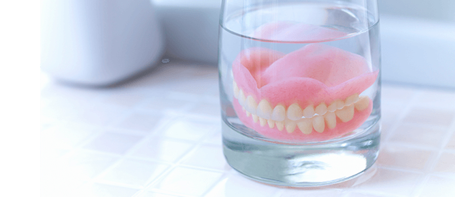 5 Great Denture Care Solutions | YYC Denture Clinic